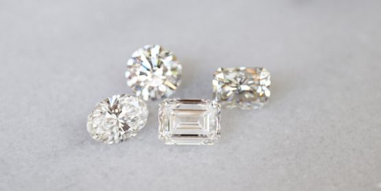 Stunning 12 Carat Diamond Ring that Set the Fashion Frenzy - Loose ...