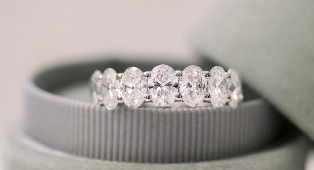 Eternity Rings: Meaning, Types, Quality and Size Determination – Loose ...