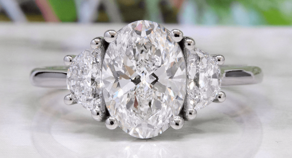 Half Moon Diamond: Express Your Feelings With An Impressive Cut