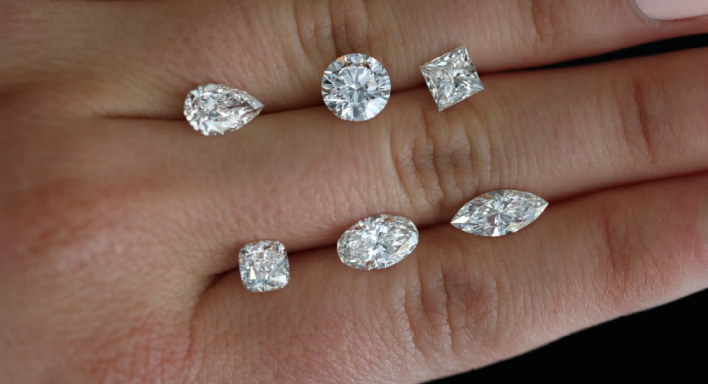 Stunning 2 Carat Diamond Ring that Set the Fashion Frenzy – Loose Grown ...